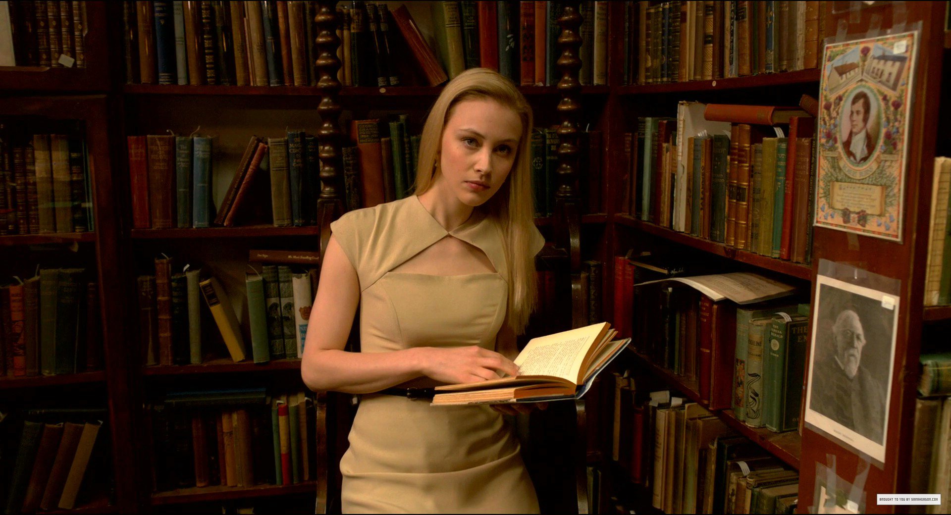 Blu-ray Screencaptures - Cosmopolis 077 - Photo Archive / Adoring Sarah ...